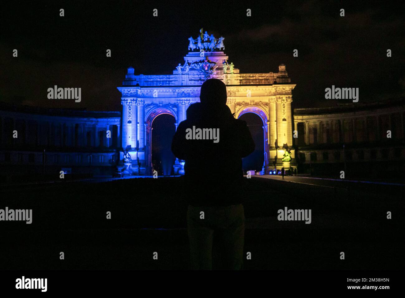 Illustration picture shows the triumphal arch (arc de triomphe ...
