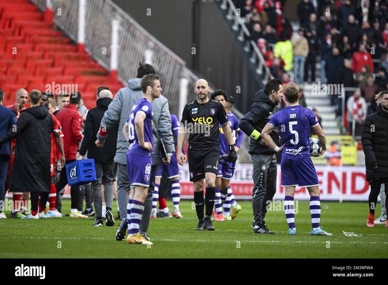 Beerschot's goalkeeper Wouter Biebauw shows defeat after a soccer match ...