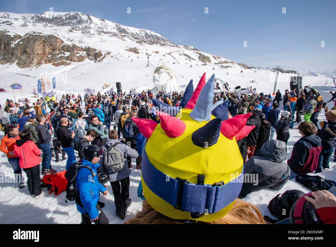 Illustration shows people enjoying the Crystal Garden stage at 2000 ...