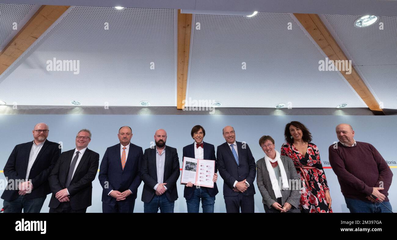 Plan de relance hi-res stock photography and images - Alamy