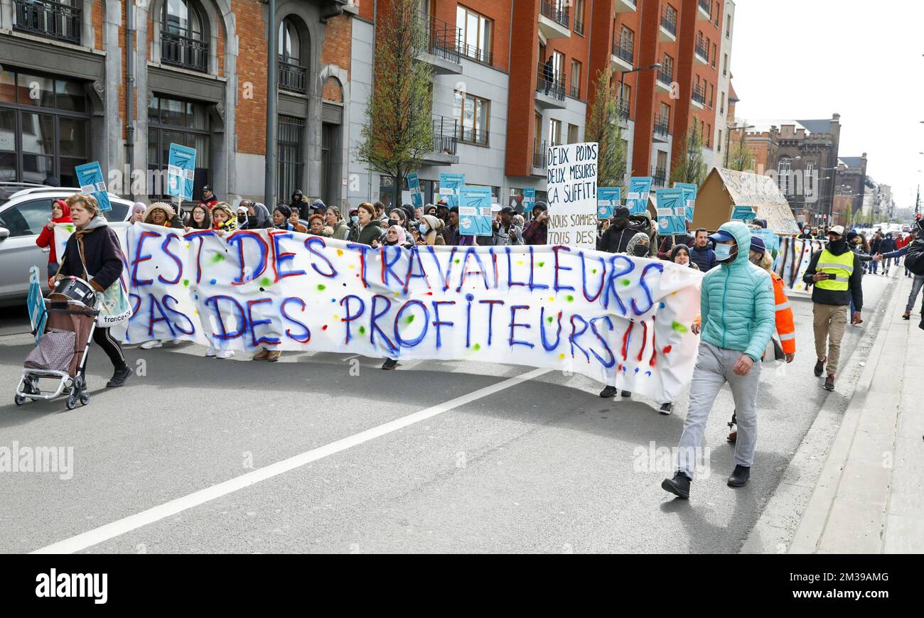 Illustration picture shows a protest march of people without papers ...