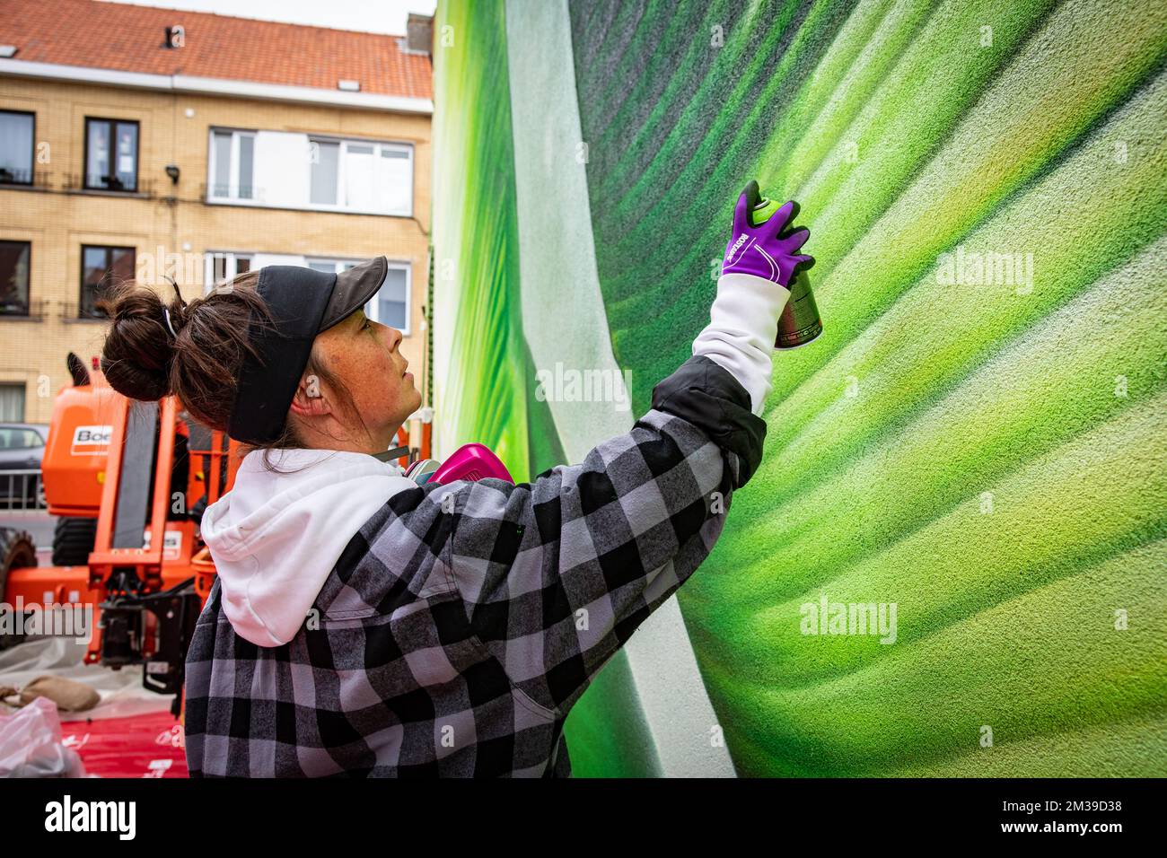 Belgian artist Adele Renault pictured during the last preparations ...
