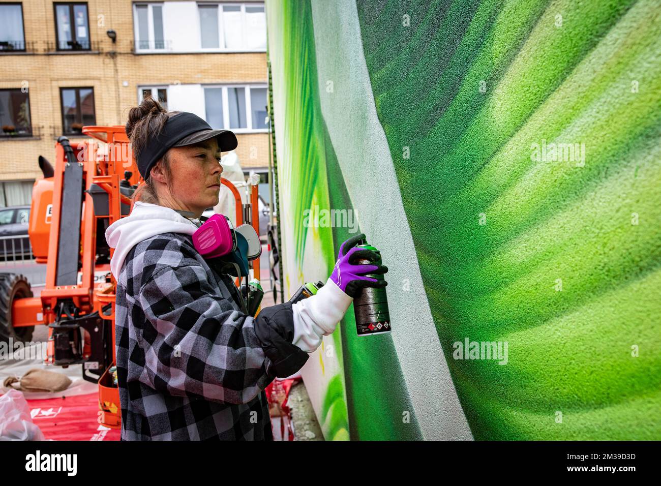 Belgian artist Adele Renault pictured during the last preparations ...