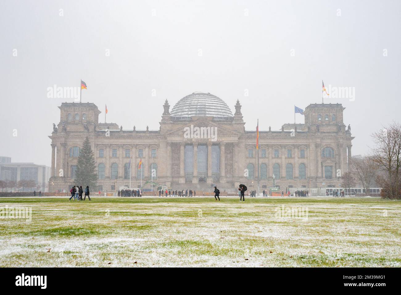 The German Reichstag building during a brief snow storm, Berlin ...