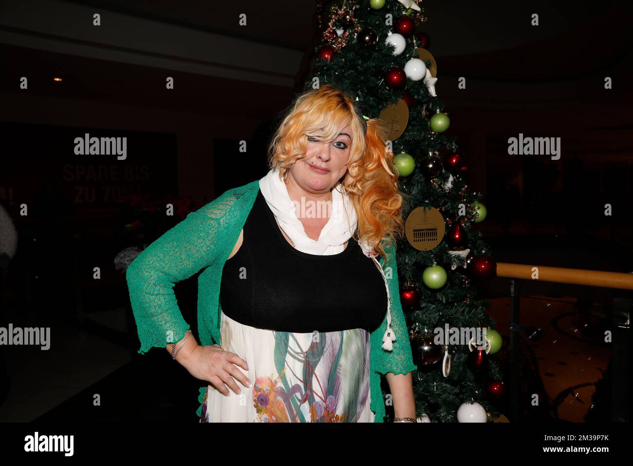 Daniela Sommer bei der Liveshow Music-Match im MytVplus Studio im ...