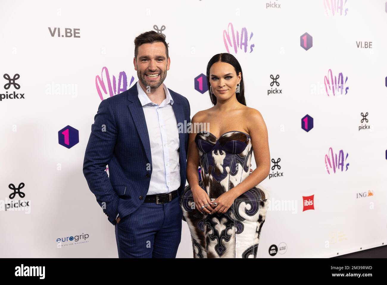 Singer Joris van Rossem aka Metejoor and a guest pictured on the red ...