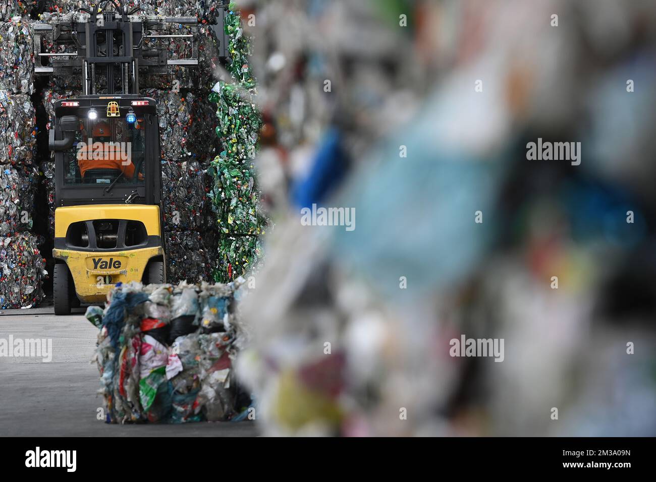Illustration picture shows Val'Up, a new sorting center for PMD waste ...