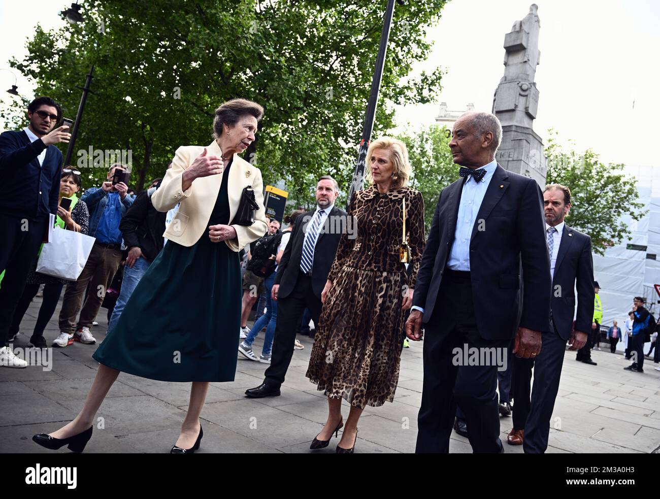 Lord lieutenant london kenneth olisa hi-res stock photography and ...