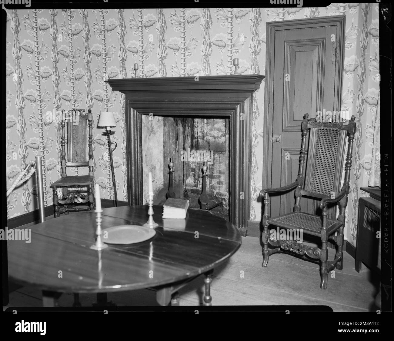 The historic old Moses Pierce-Hichborn House, 1680. 29 North Square ...