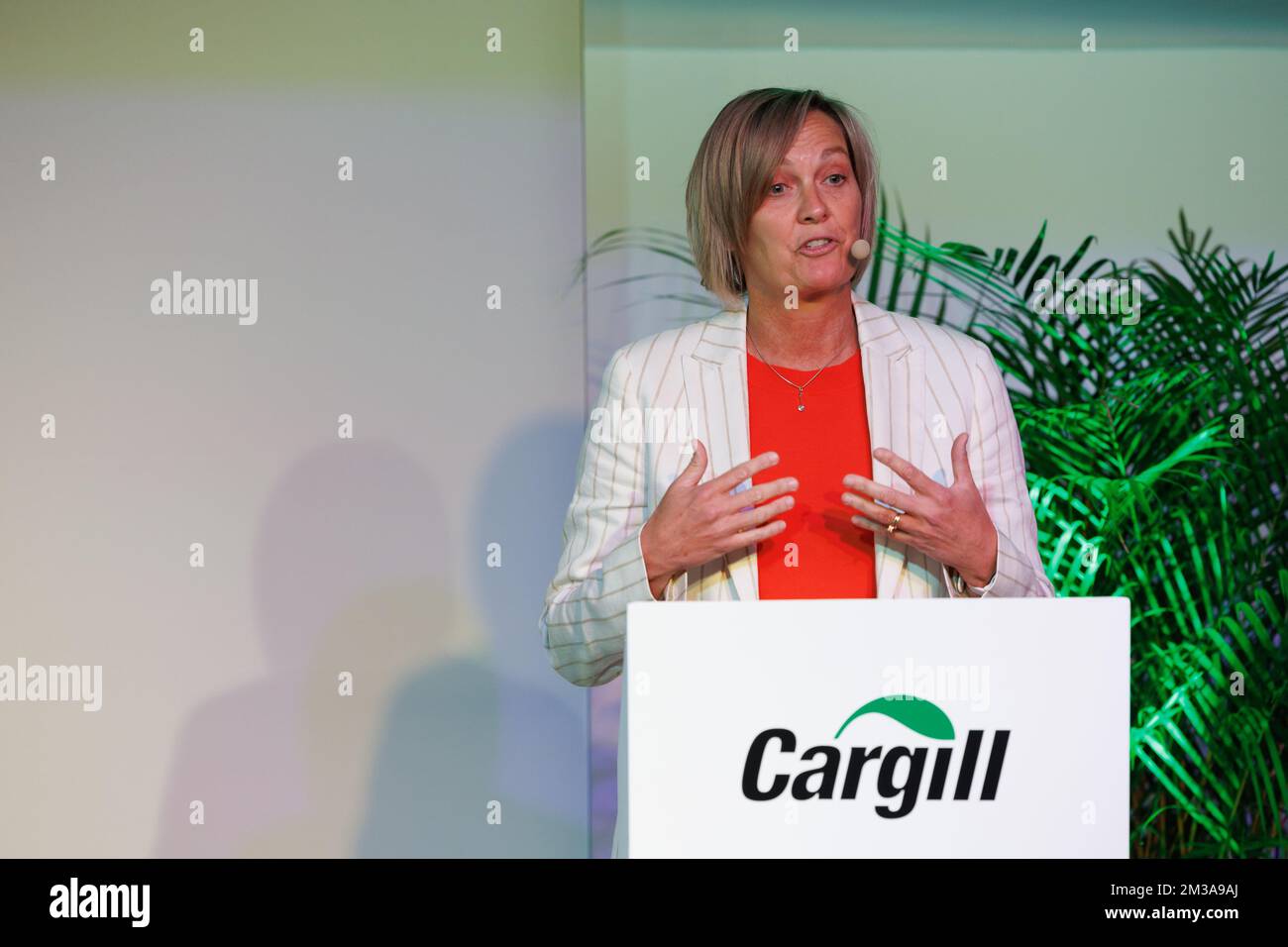 Cargill cocoa chocolate hi-res stock photography and images - Alamy