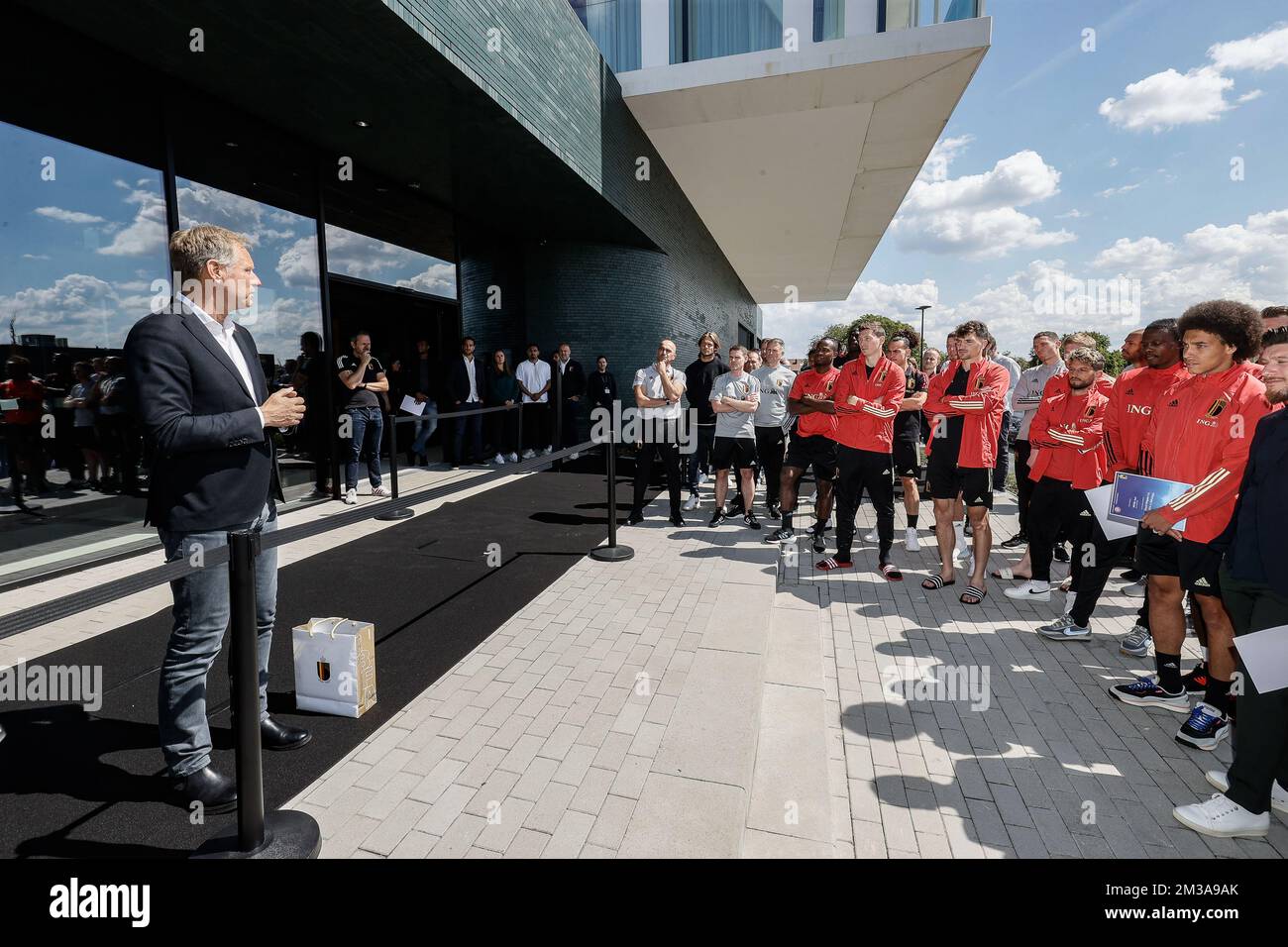 Former KBVB URBSFA CEO Peter Bossaert and Belgium's players pictured ...