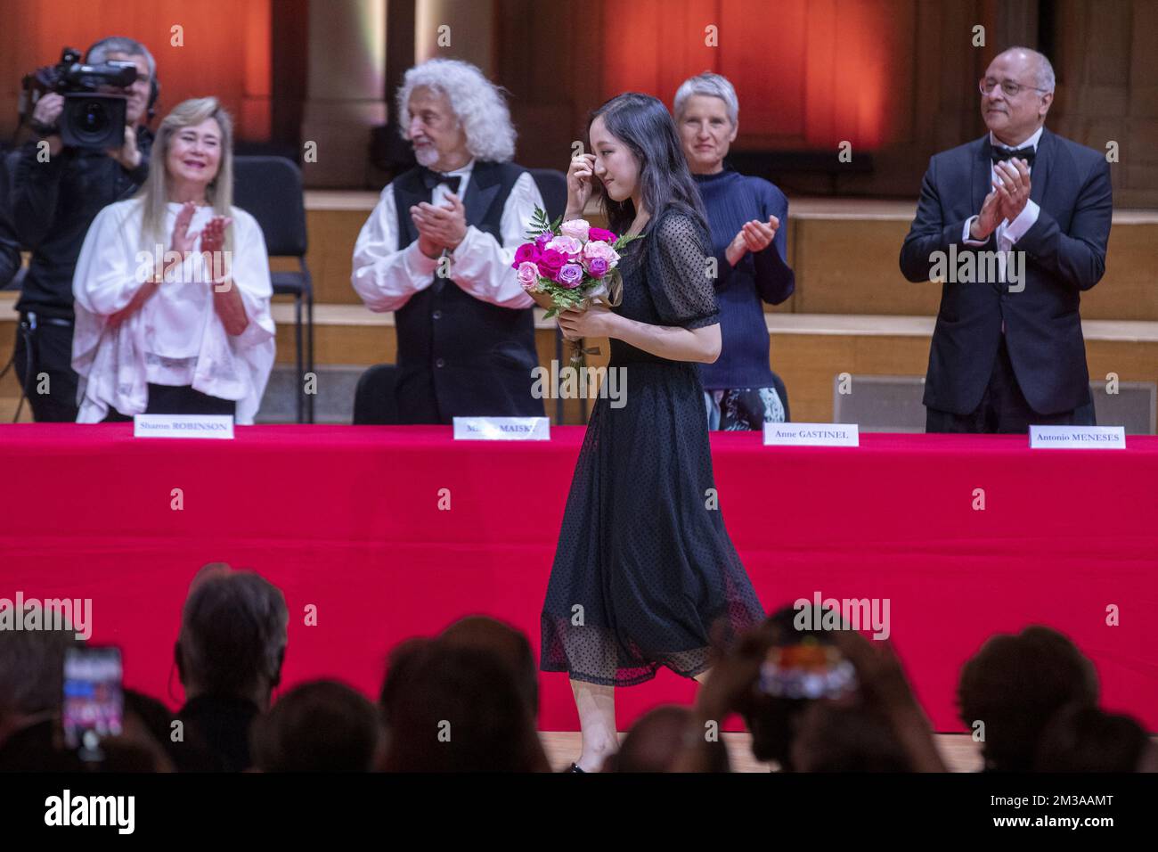 Hayoung Choi is crowned the winner of the Queen Elisabeth Cello ...