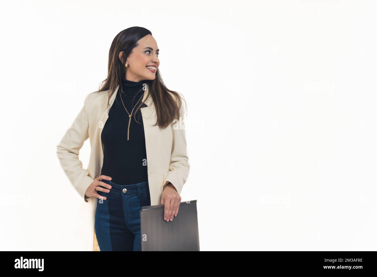 Black woman standing proud pose hi-res stock photography and images - Alamy