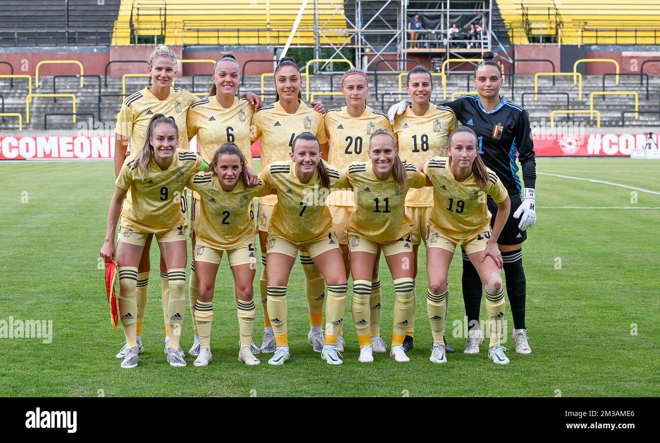 players of Belgium with Justine Vanhaevermaet ,Tine De Caigny , Amber ...