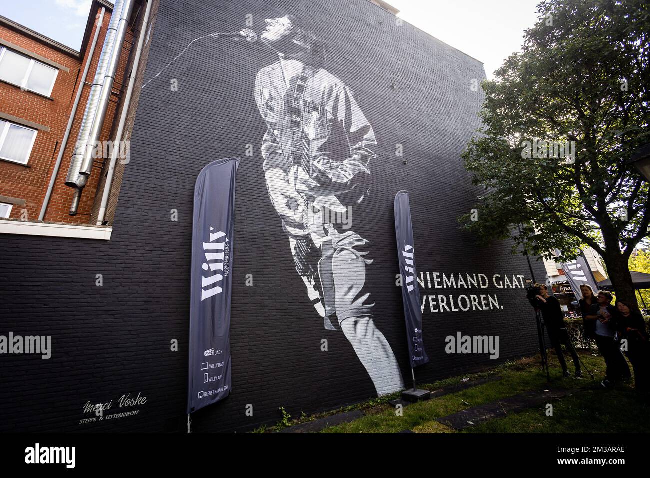 Illustration picture shows the unveiling of the mural in honor of Luc ...