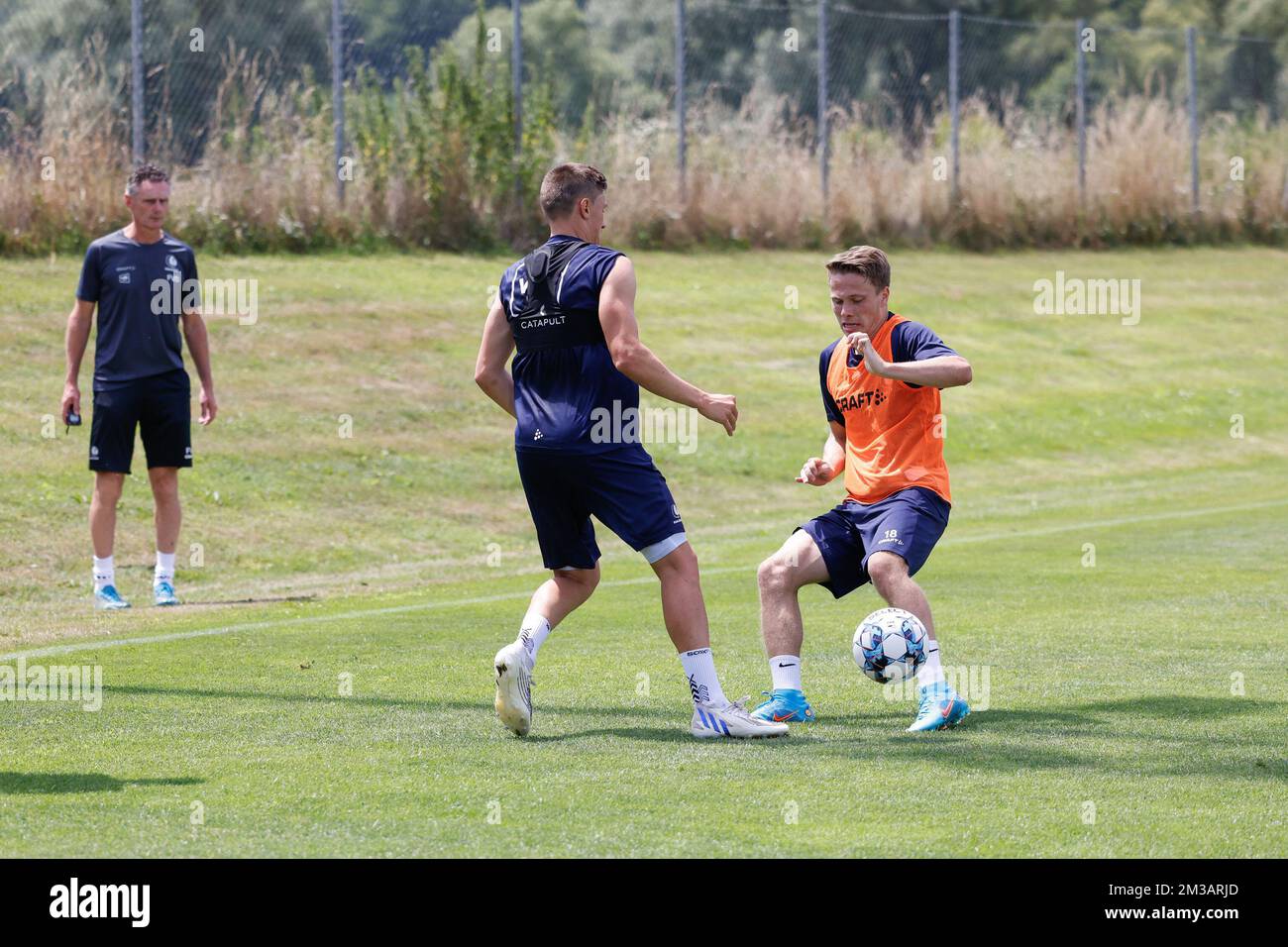 Gent's Matisse Samoise (R) pictured in action during a training session ...