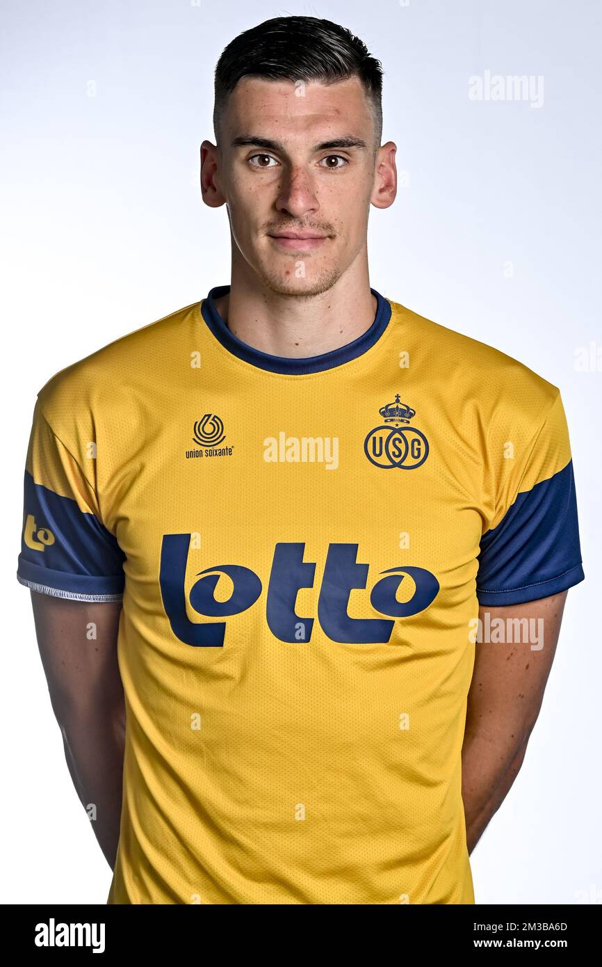 Union's Ross Sykes poses for the photographer at the 2022-2023 ...