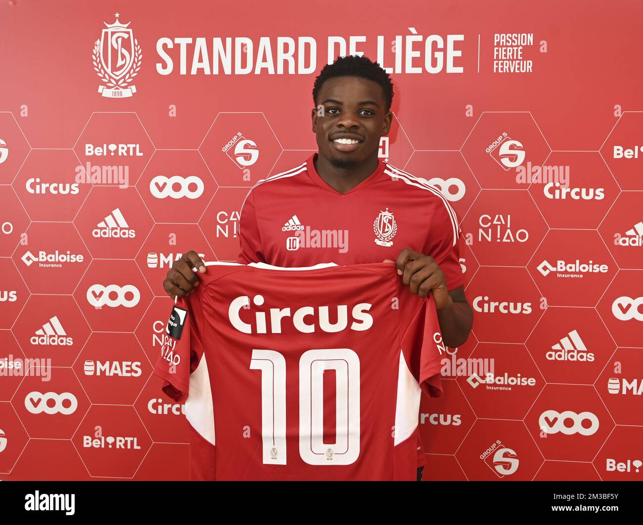 New Standard's Noah Ohio poses for the photographer during a press ...