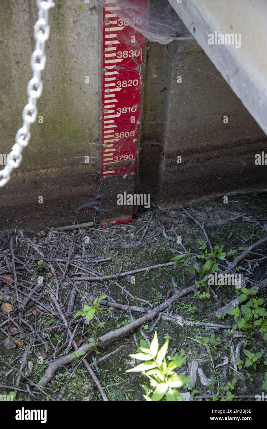 Illustration picture shows the water level indication near an overflow ...