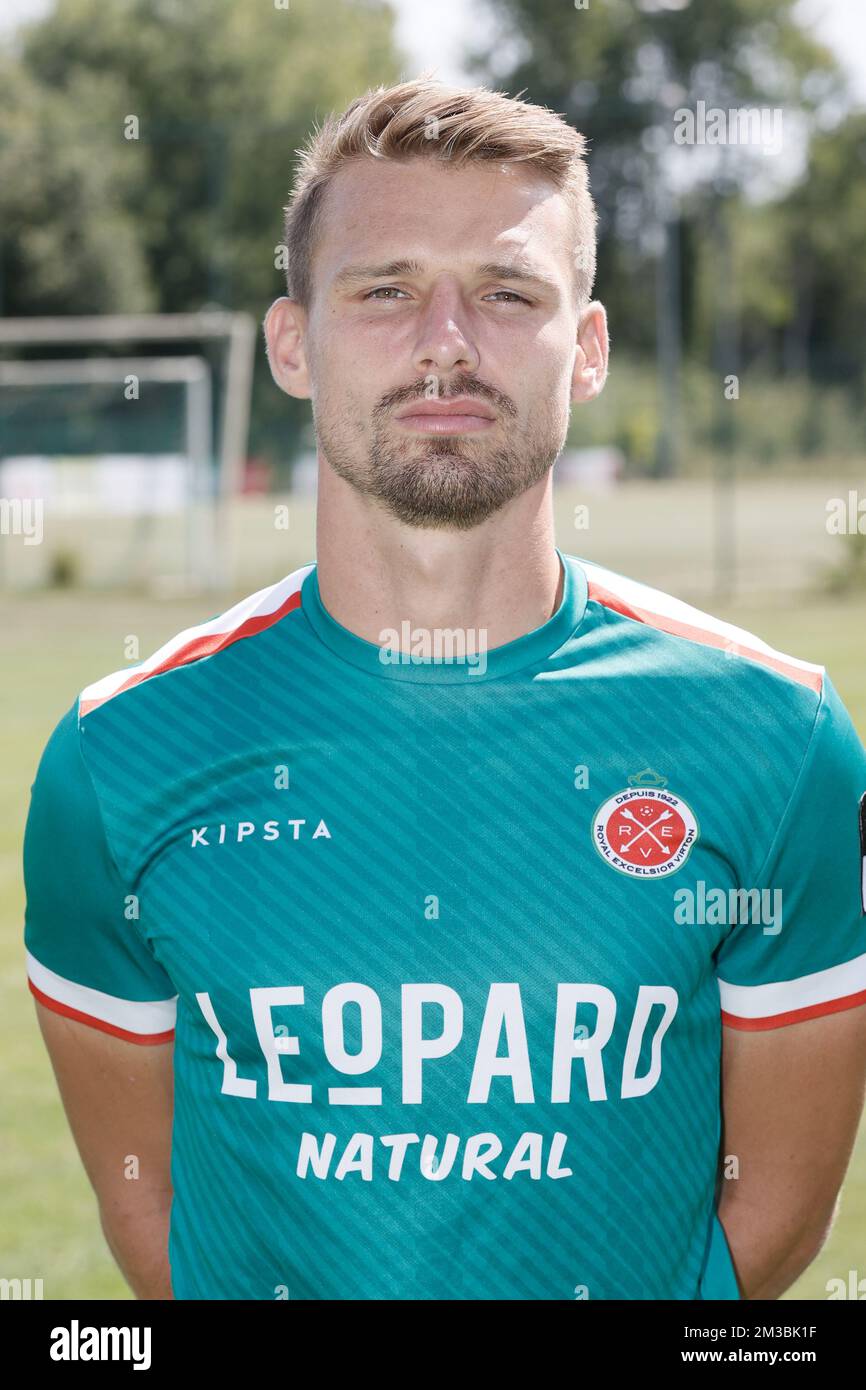 Virton's Jonas Vinck poses for the photographer during the 2022-2023 ...