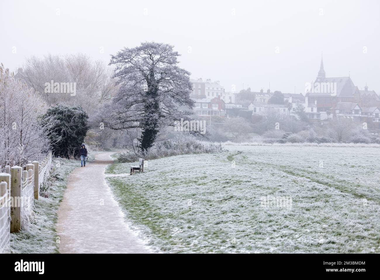 Chester, UK. 12th Dec, 2022. A misty view of Boughton acts as a ...