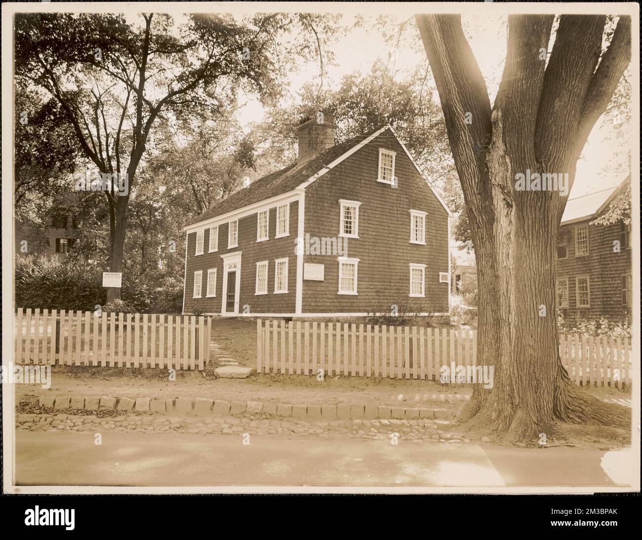 Howland House, Plymouth, Mass. , Houses, Historic buildings. Leon ...