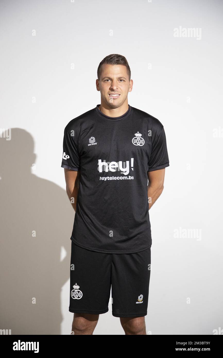 Union's goalkeeper Anthony Moris poses for the photographer at the 2022 ...