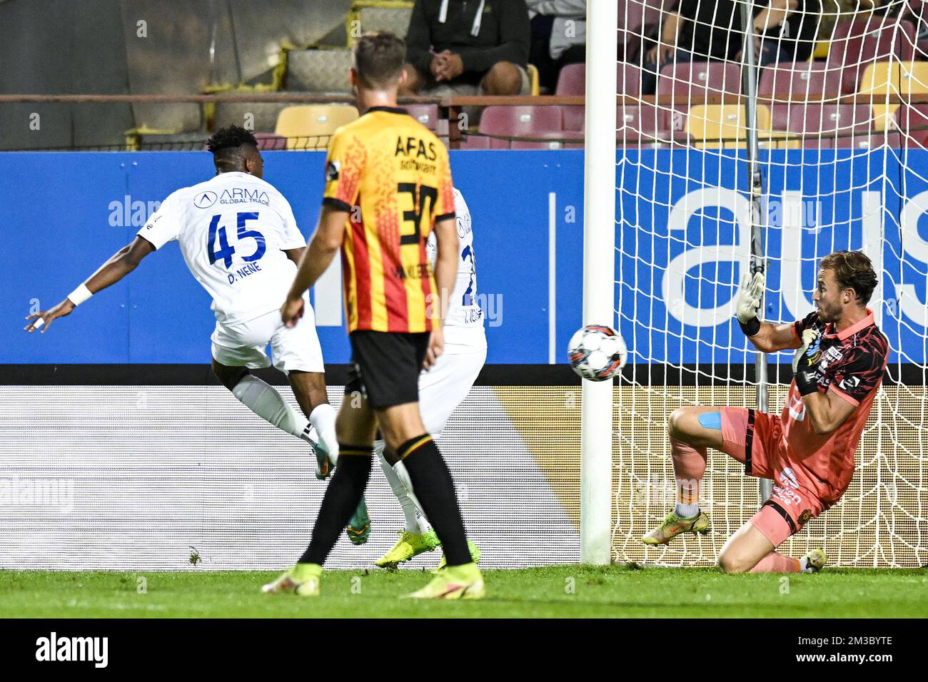 Westerlo's Nene Dorgeles scores a goal during a soccer match between KV ...