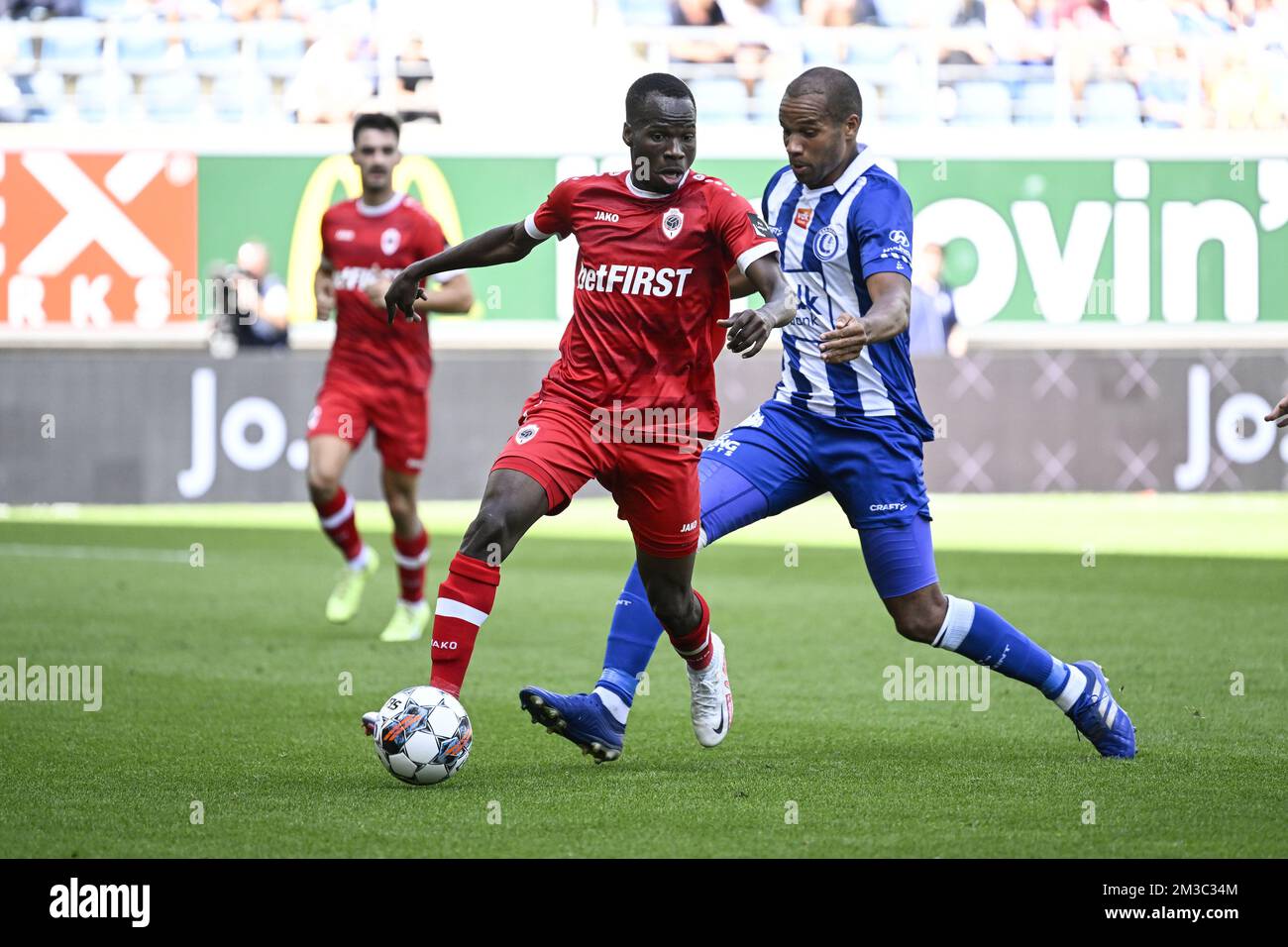 Antwerp's Alhassan Yusuf Abdullahi and Gent's Vadis Odjidja-Ofoe ...