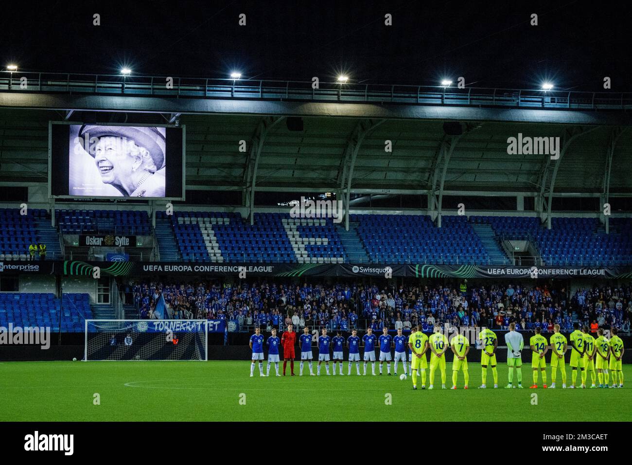Molde stadium hi-res stock photography and images - Alamy