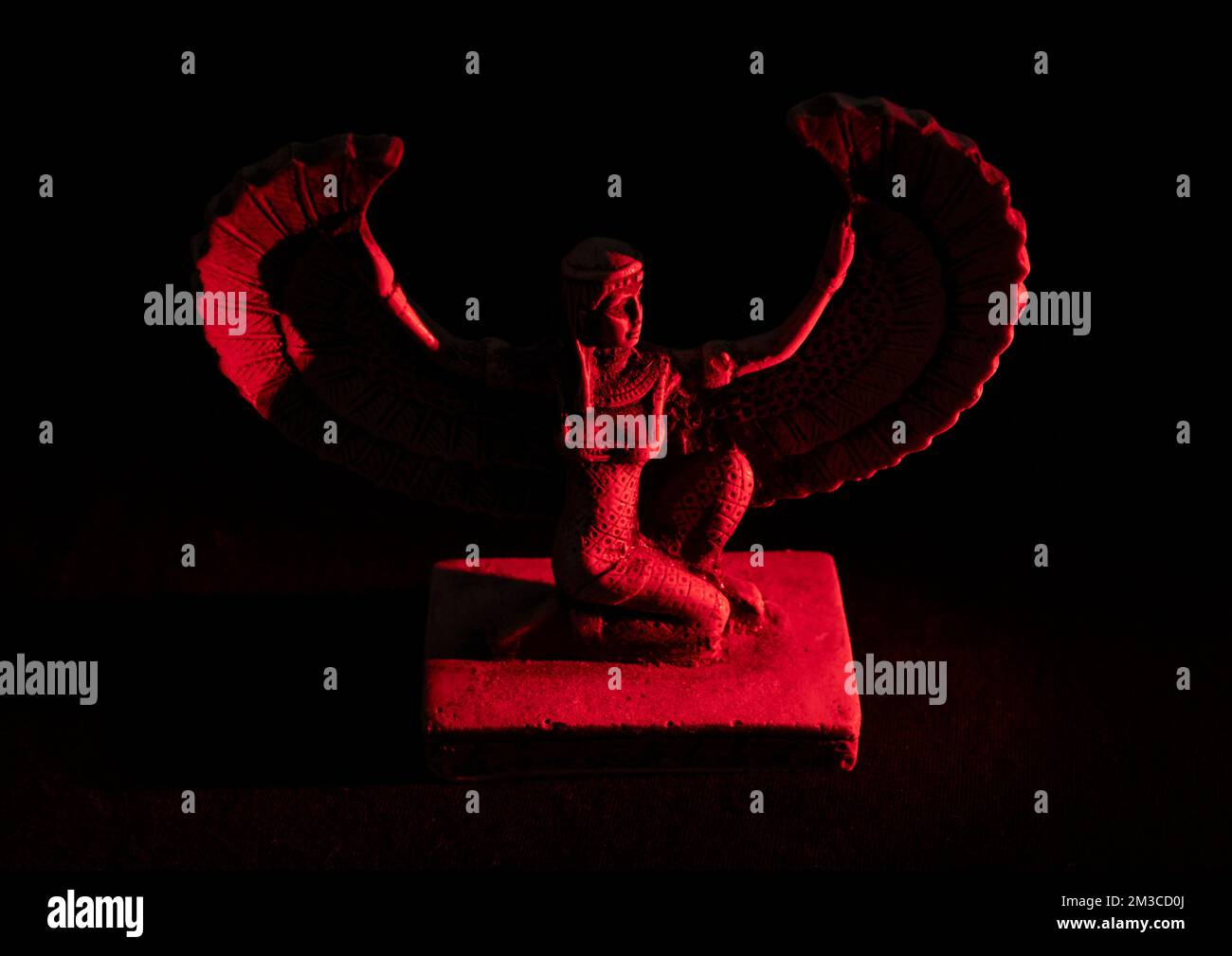 Winged pyramid hi-res stock photography and images - Alamy