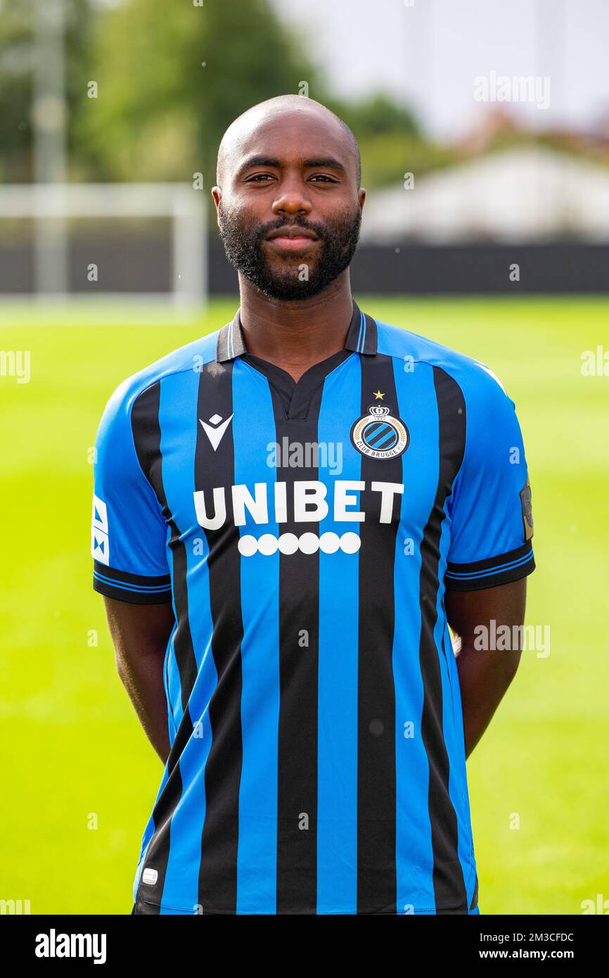 Club's Eder Balanta poses for the photographer during the 2022-2023 ...