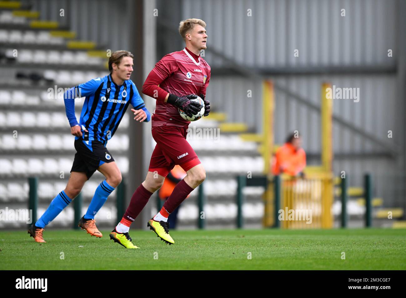 Beau reus hi-res stock photography and images - Alamy