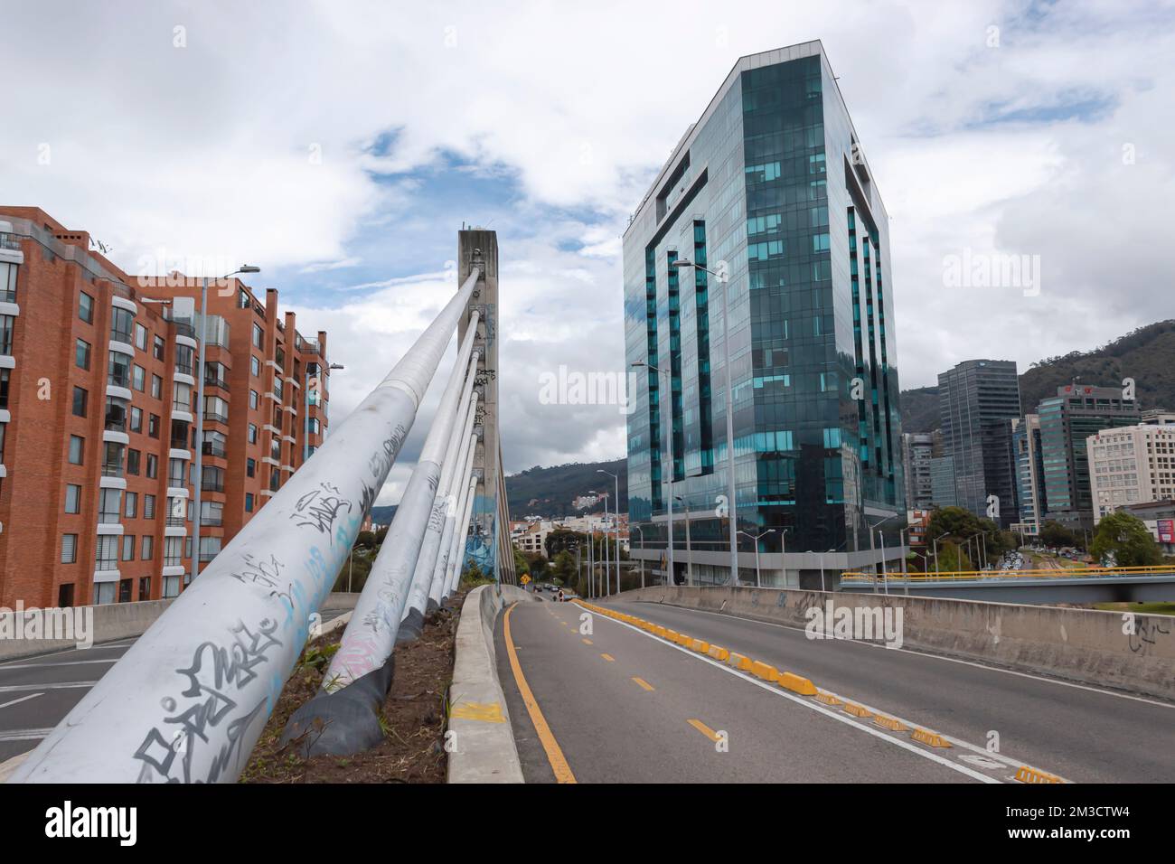 Bick buildings hi-res stock photography and images - Alamy