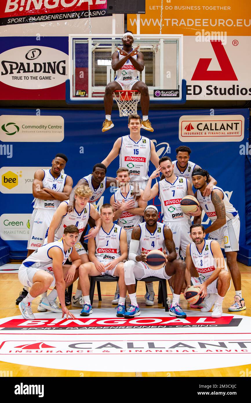 Mechelen's Deandre Davis, Mechelen's Domien Loubry, Mechelen's Wen ...