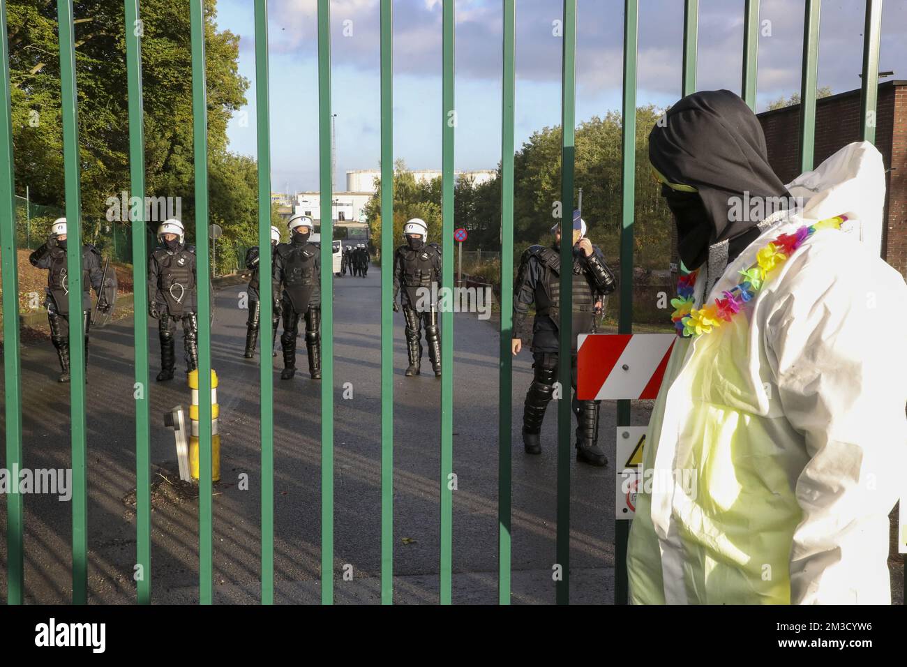 Illustration picture shows the start of a large-scale blockade of an ...