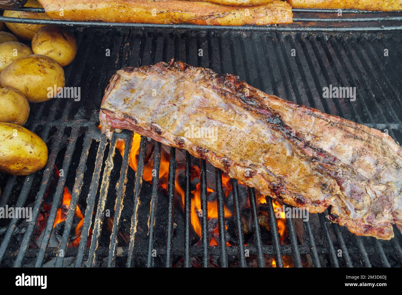 Bbq grilled ribs vegetables hi-res stock photography and images - Alamy