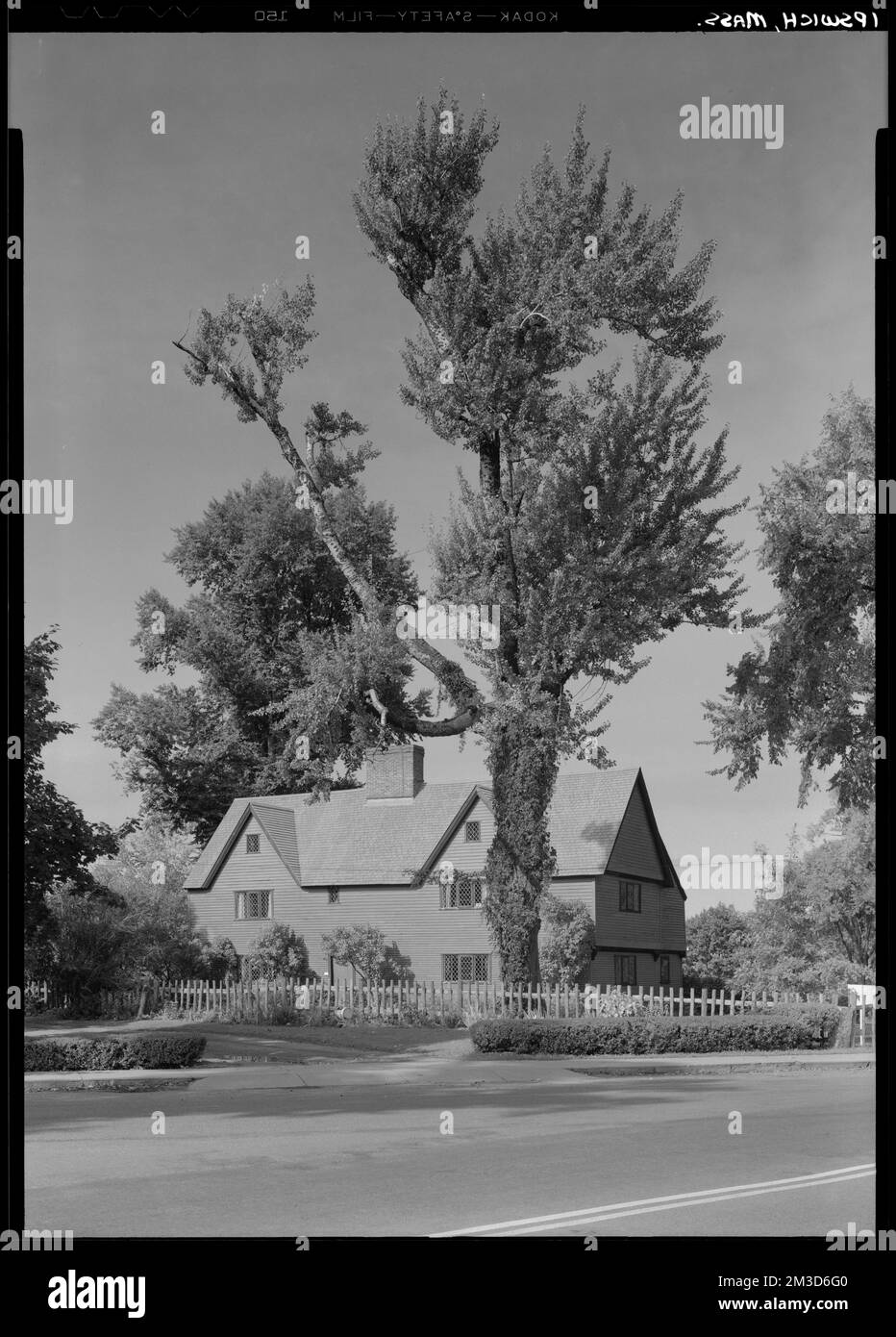 Ipswich, Mass., autumn , Architecture, Dwellings, Trees. Samuel ...