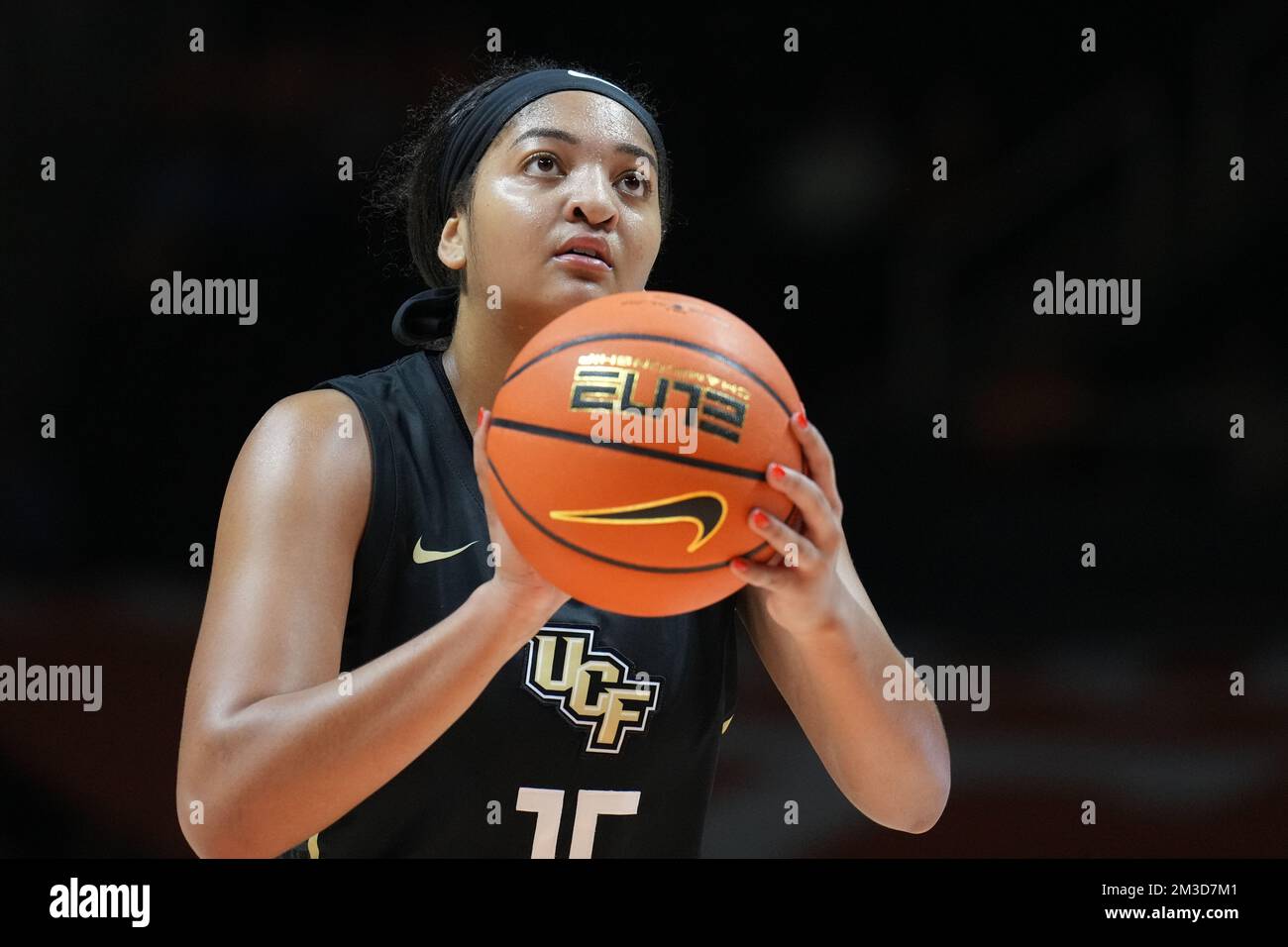December 14, 2022: Taylor Gibson #15 of the UCF Knights shoots a free ...