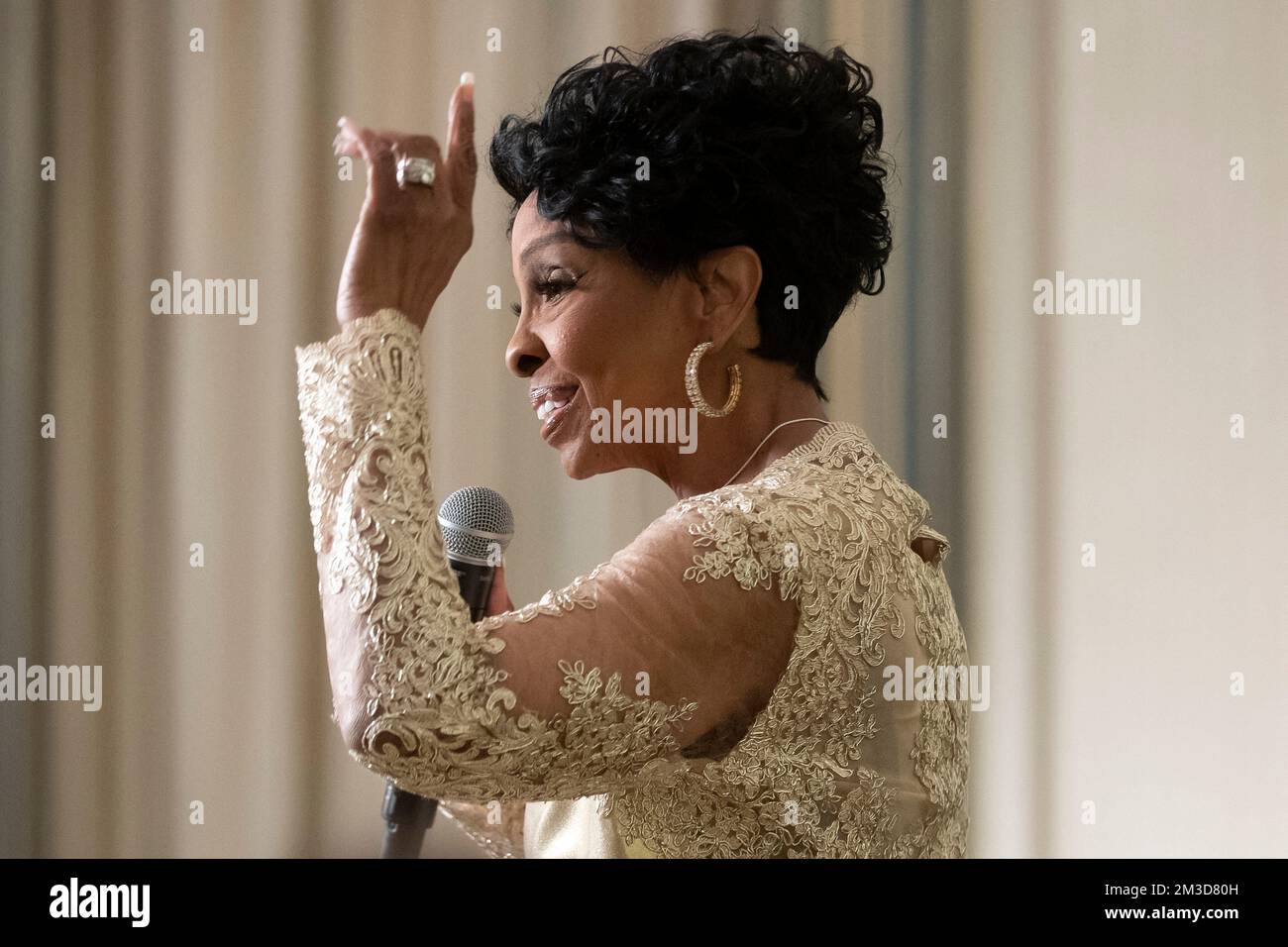 US singer Gladys Knight performs for attendees after the US-Africa ...