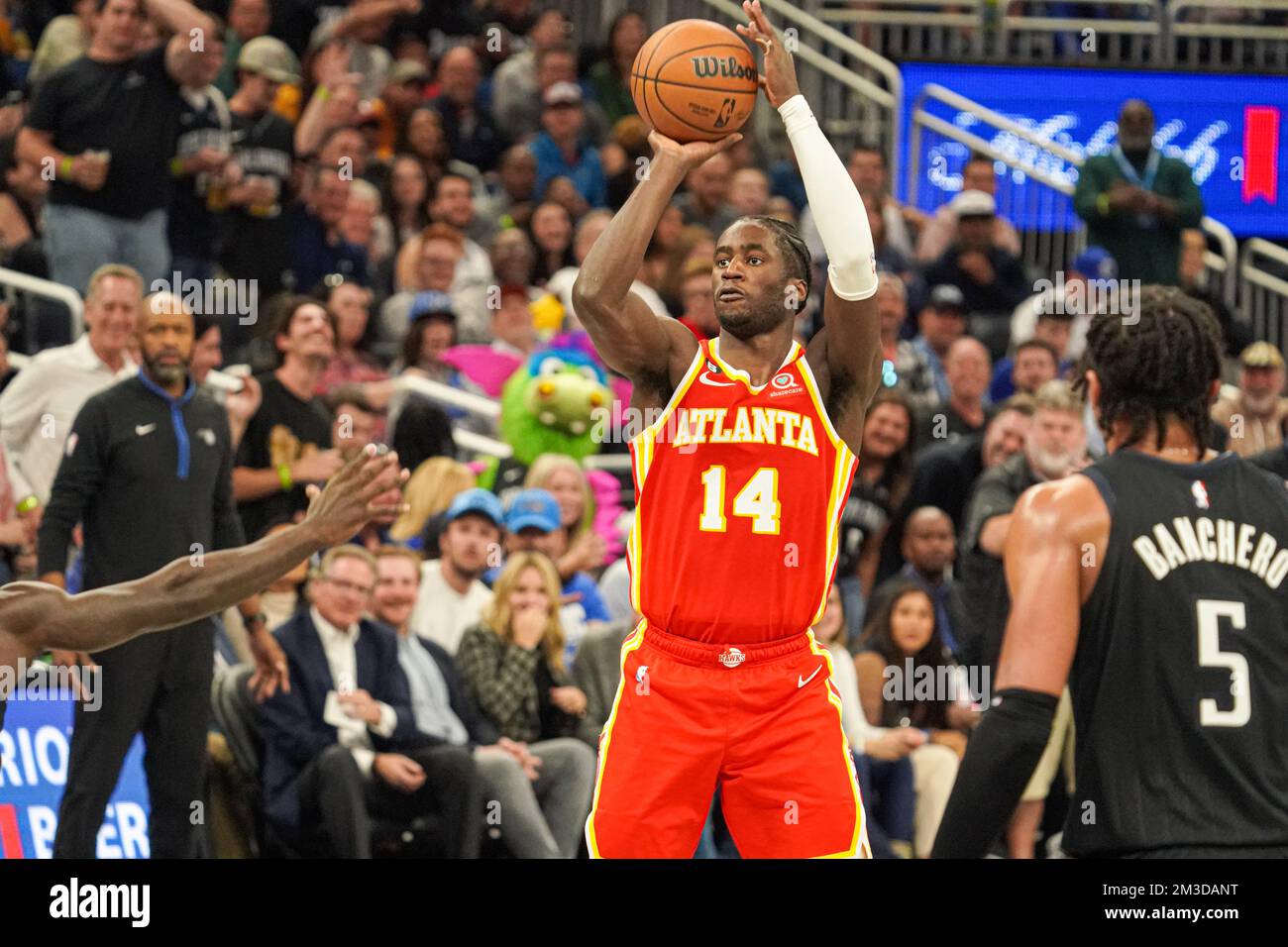 Aj griffin hawks hi-res stock photography and images - Alamy