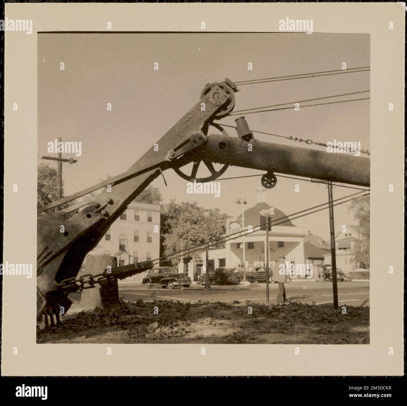 Jimmy [Amos] , Steam shovels, Automobile service stations. Leon ...