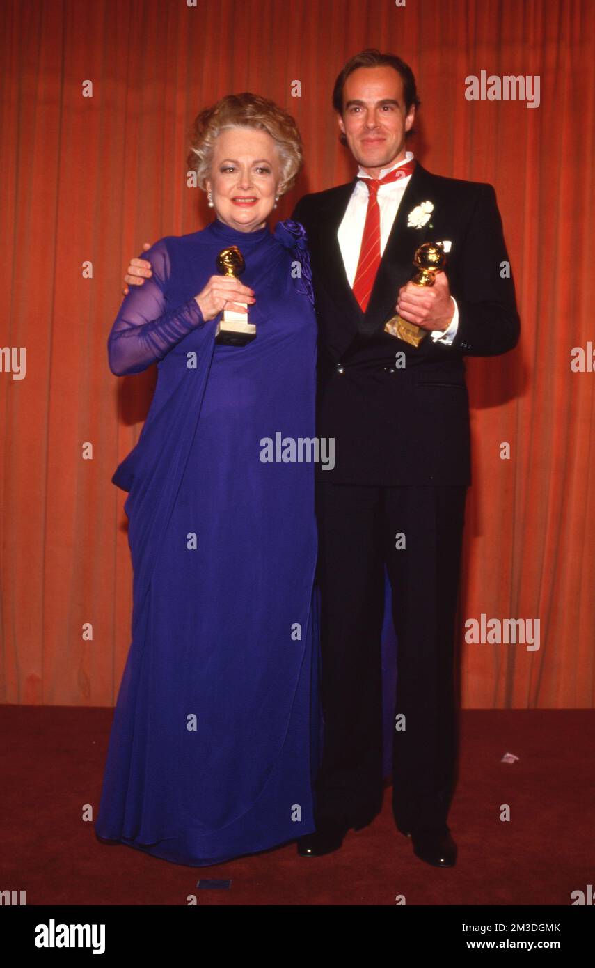Olivia de Havilland and Jan Niklas at The 44th Annual Golden Globe ...