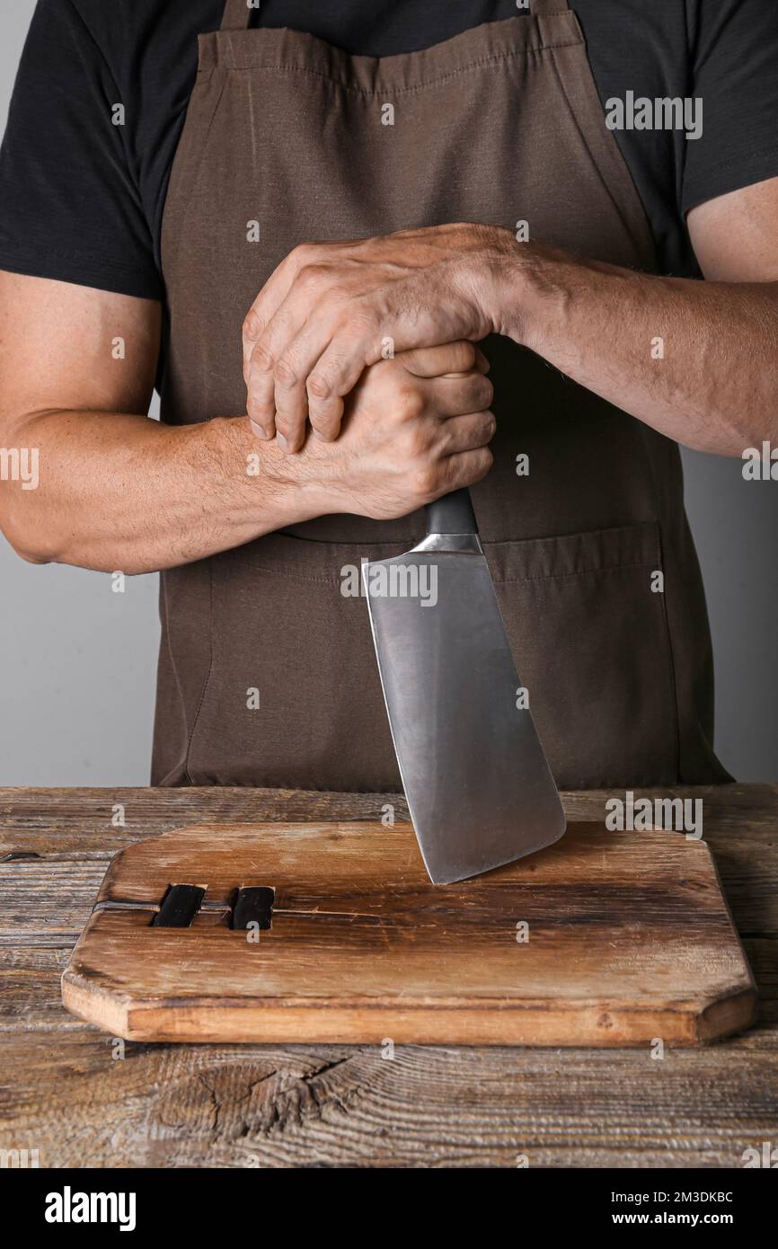 Chef meat cleaver male hi-res stock photography and images - Alamy