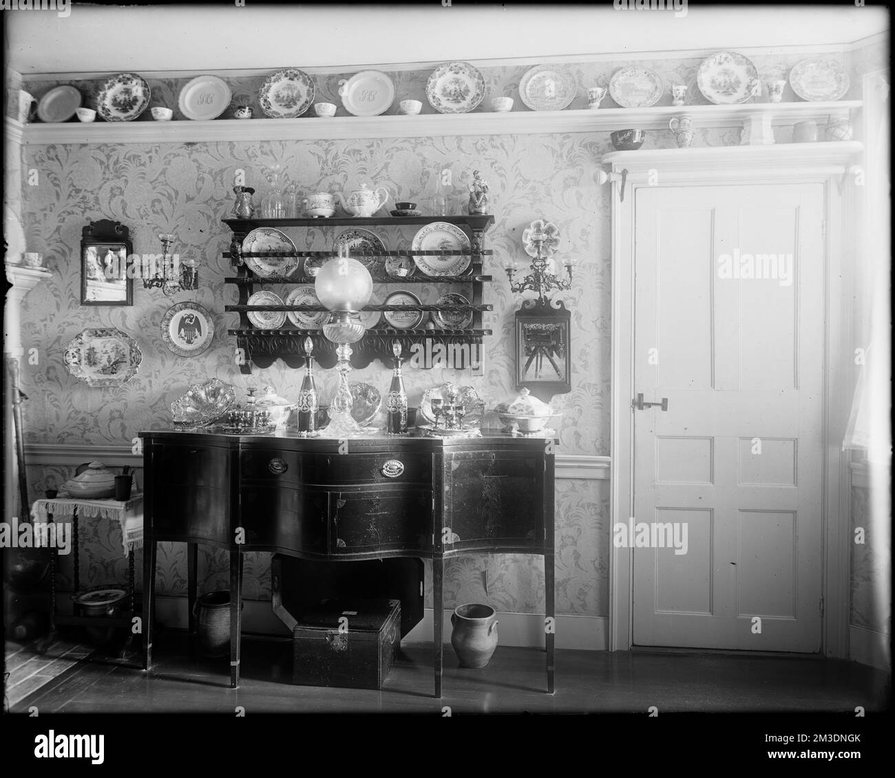 Hunt room Black and White Stock Photos & Images - Alamy