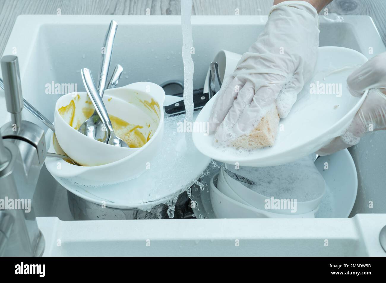 Cleaning photo plates hi-res stock photography and images - Alamy