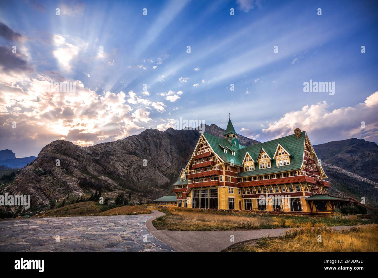 Summer view of historic Waterton hotel Stock Photo - Alamy