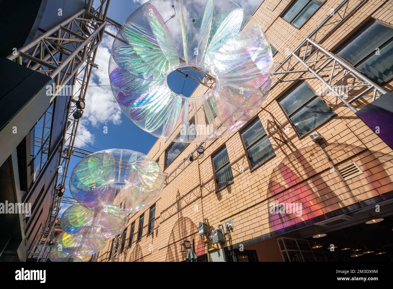 Adelaide, Australia. 15 December 2022. Six large bubbles that capture ...