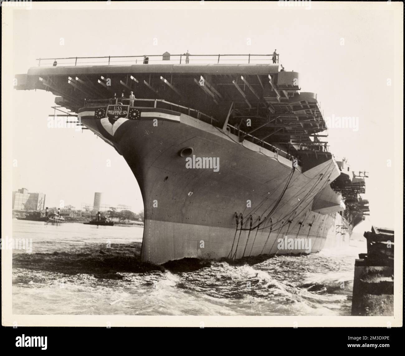 Launching Essex class carrier Philippine Sea , Aircraft carriers ...