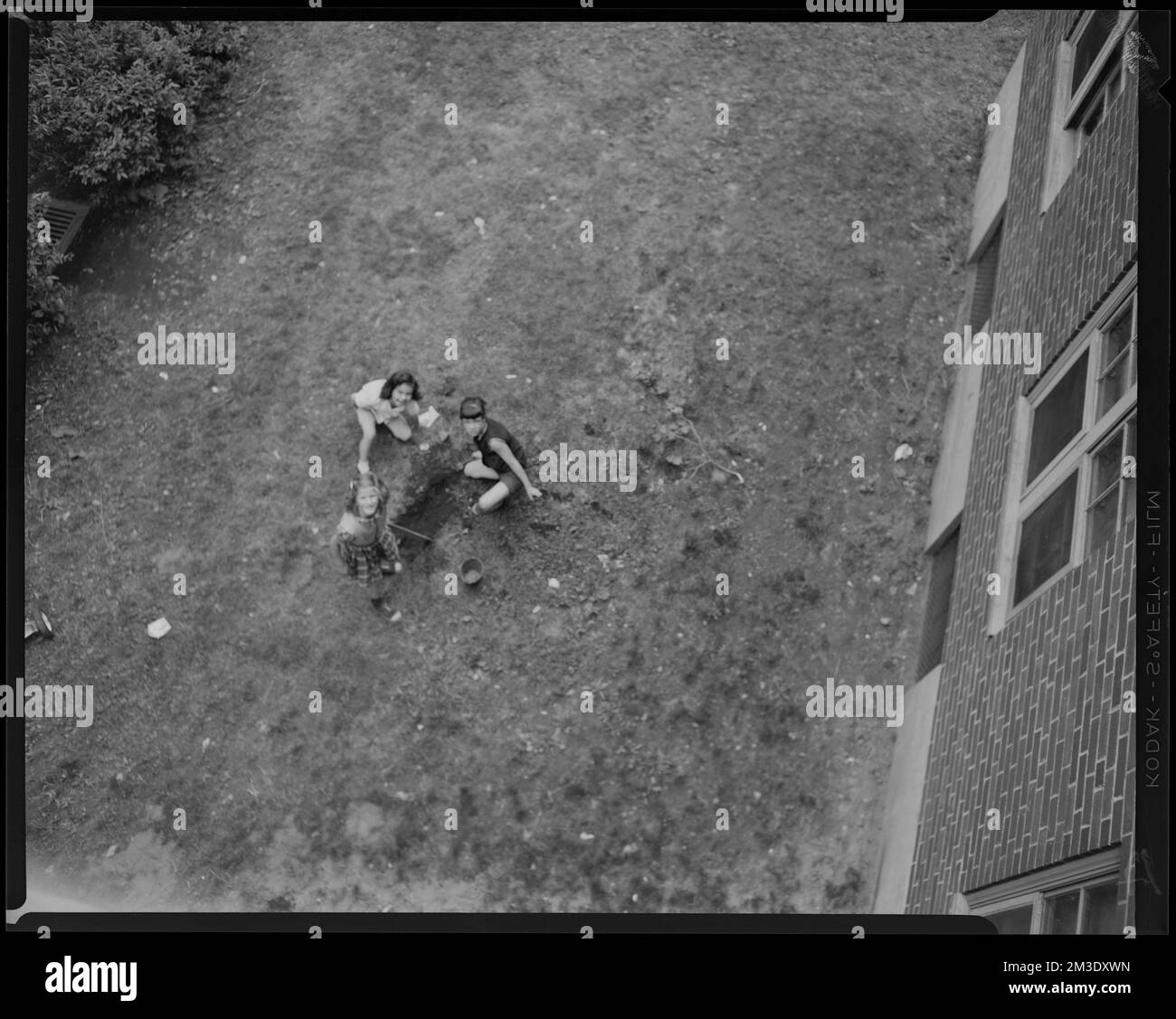 Lawn diging [i.e. digging] , Children, Digging. Leon Abdalian ...